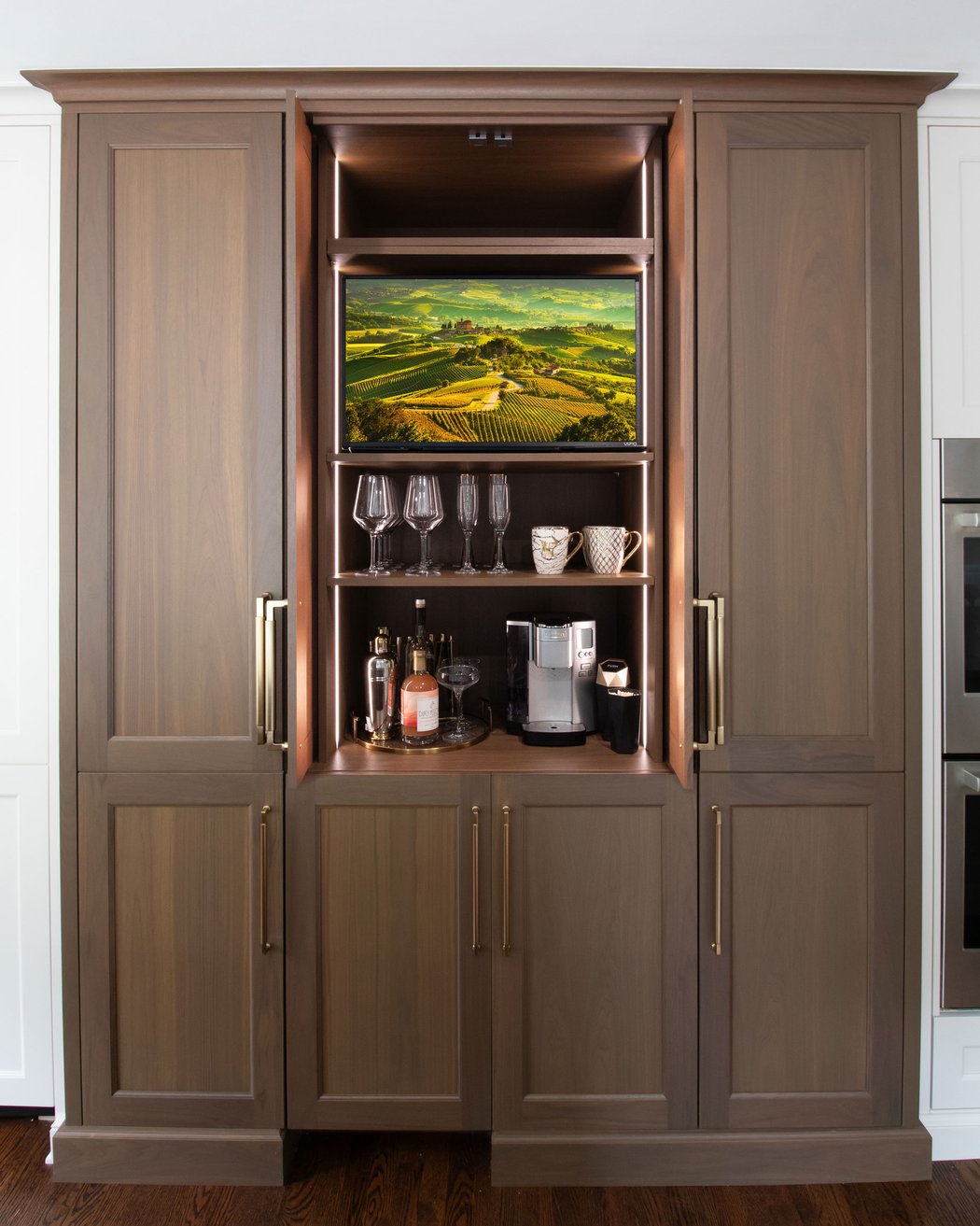 Small Kitchen goes Big on Style and Storage