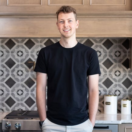 Dark, Dramatic, and Delightfully Functional: A Small Kitchen Reimagined